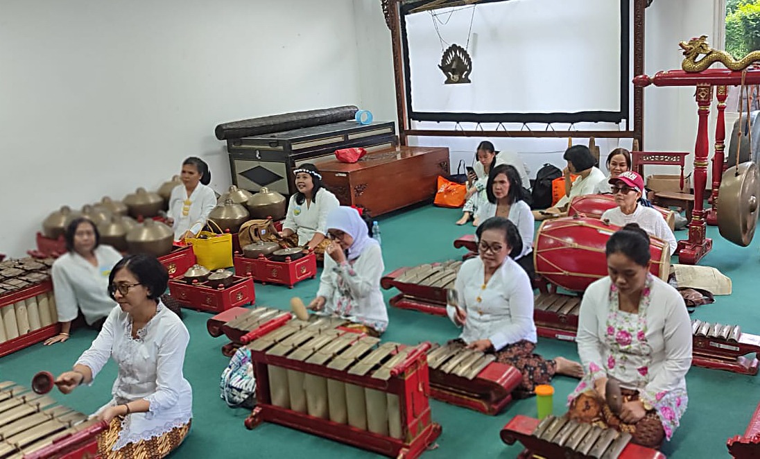 Bakul Budaya FIB UI Membuka Kelas Gamelan Jawa untuk umum
